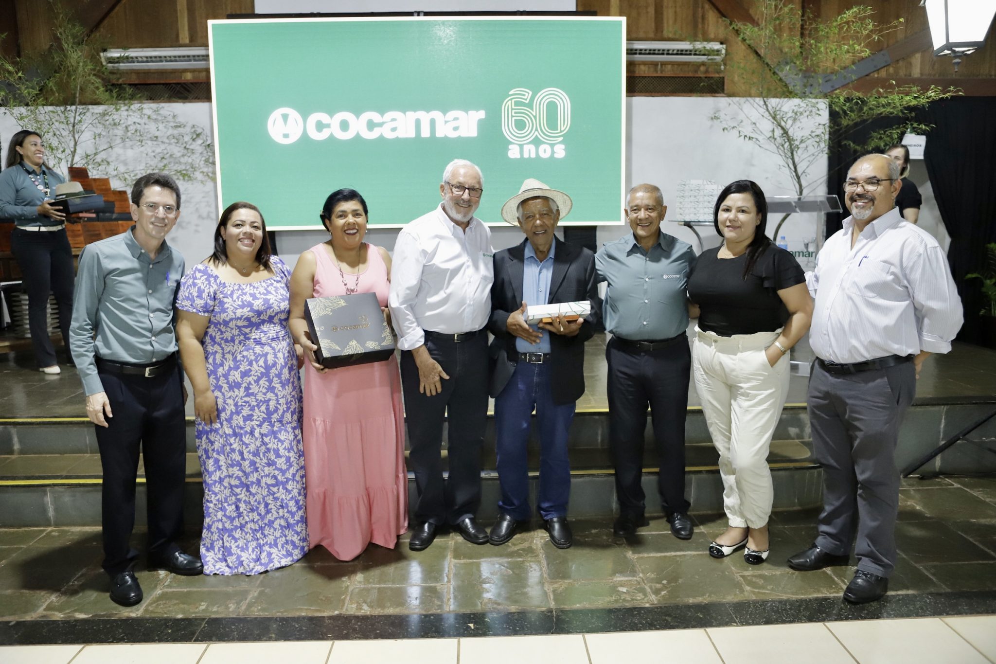 Cooperados mais antigos são homenageados - Jornal Cocamar